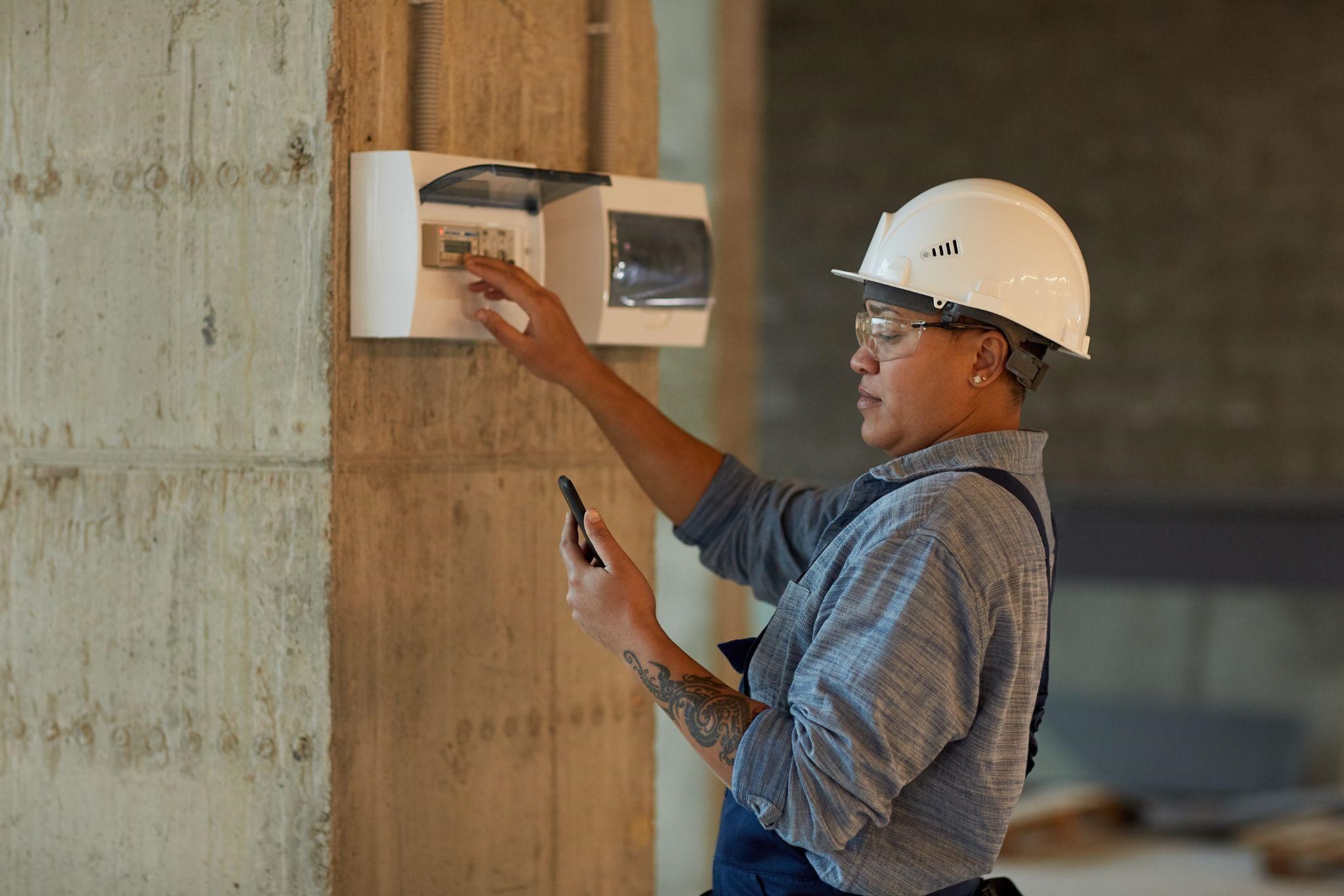 Pros & Cons of Installing Your Own Home Alarm System in 2025